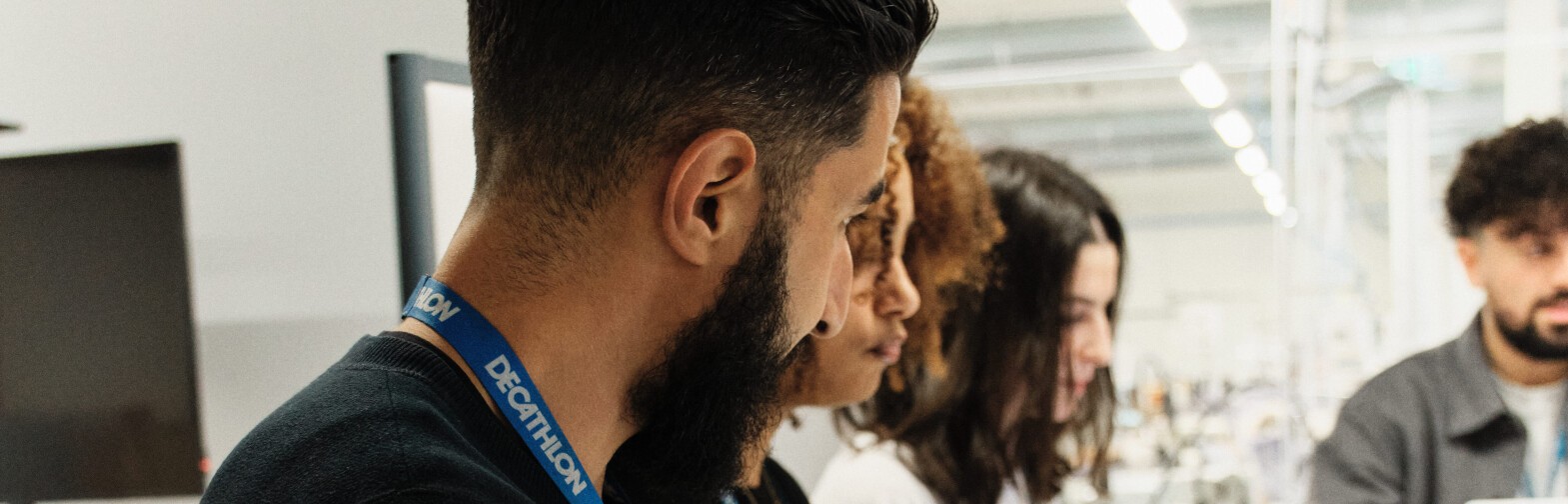 Emploi Decathlon France - Conseiller-ére Clients - Centre de Relation ...